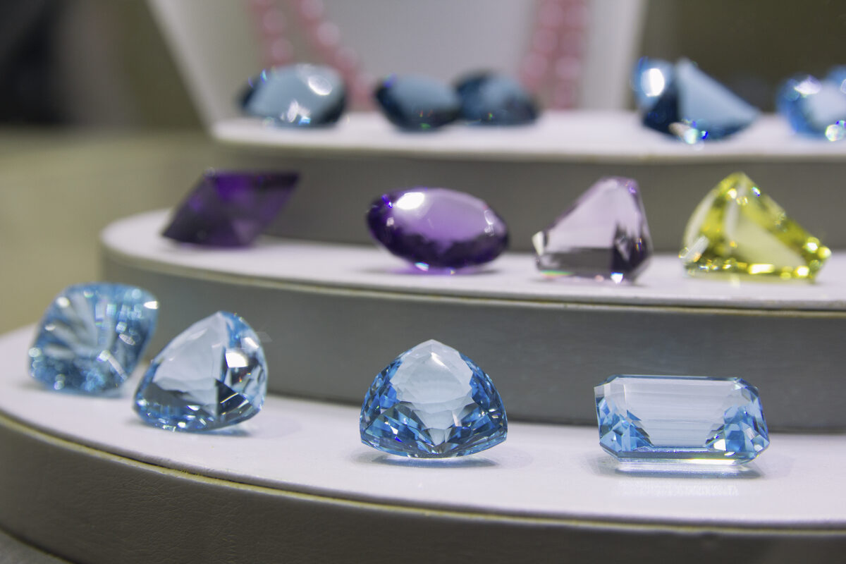 The Evolution of Gem-Testing Laboratories | JASCO Global
